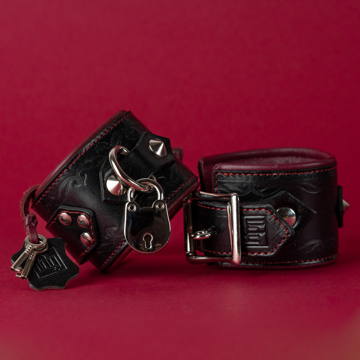 Twilight Handcuffs (Red) | Dirty Daddy – Luxury Restraints